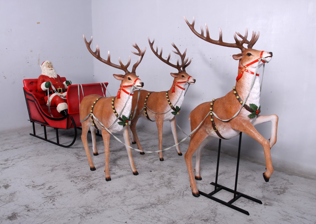 REINDEER REARING ON STAND JR 140002 – Lifesize-Models